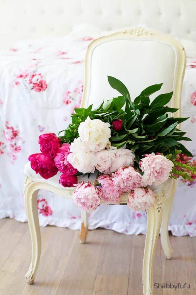 20 Stunning Spring & Summer Flower Arrangements - shabbyfufu.com