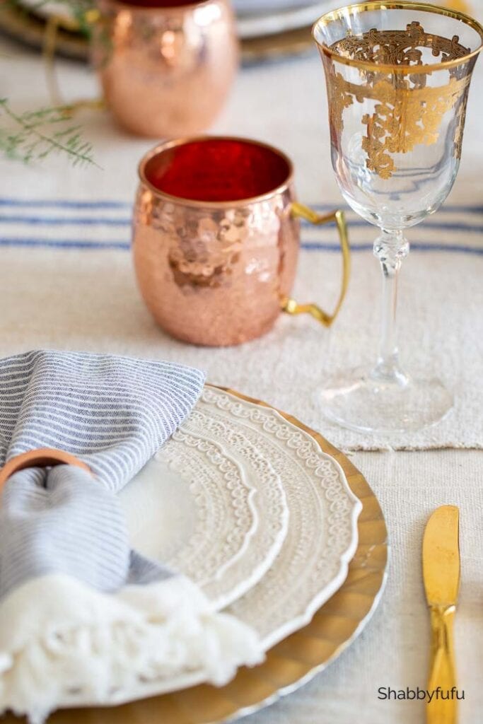 European Rustic Decor - Fall Home Tour - shabbyfufu.com