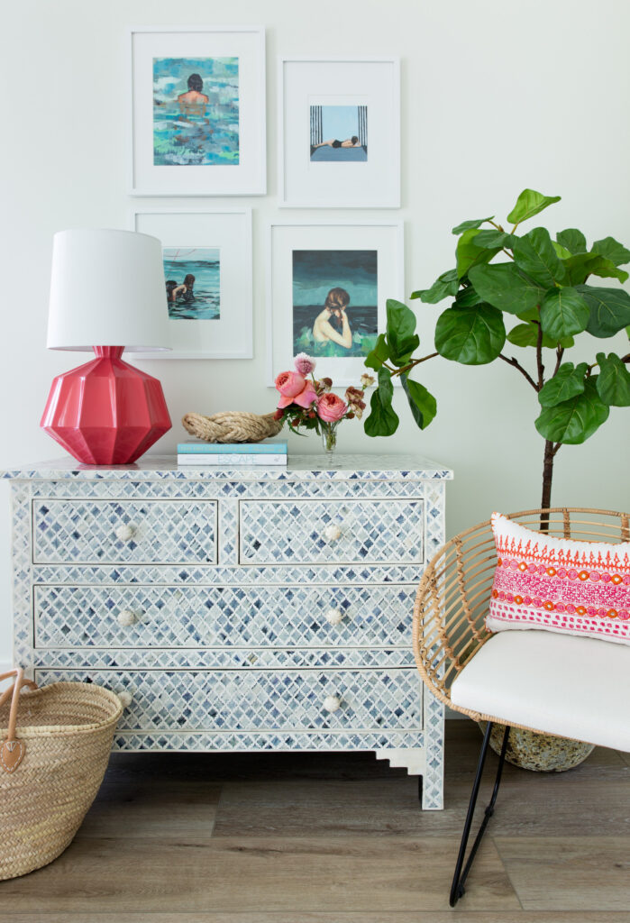 This Texas Beach House Is a Colorful Take on Coastal Style - shabbyfufu.com