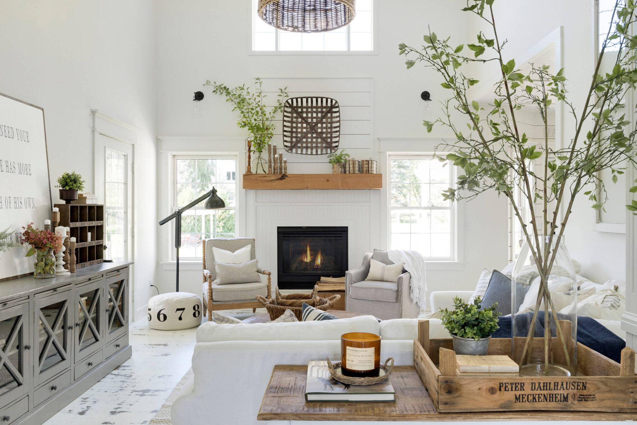 Cozy Modern Farmhouse: Home Tour - shabbyfufu.com