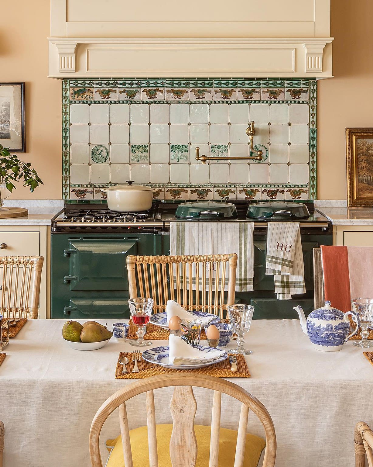 Timeless Allure: Exploring Old Homes and Their Unique Style (10 ...