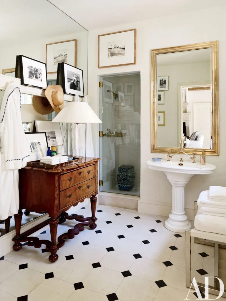 Timeless Allure: Exploring Old Homes and Their Unique Style (10 ...