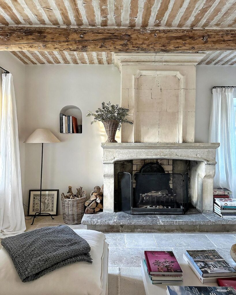 Timeless Allure: Exploring Old Homes and Their Unique Style (10 ...