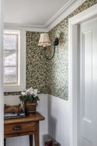 Timeless Allure: Exploring Old Homes and Their Unique Style (10 ...
