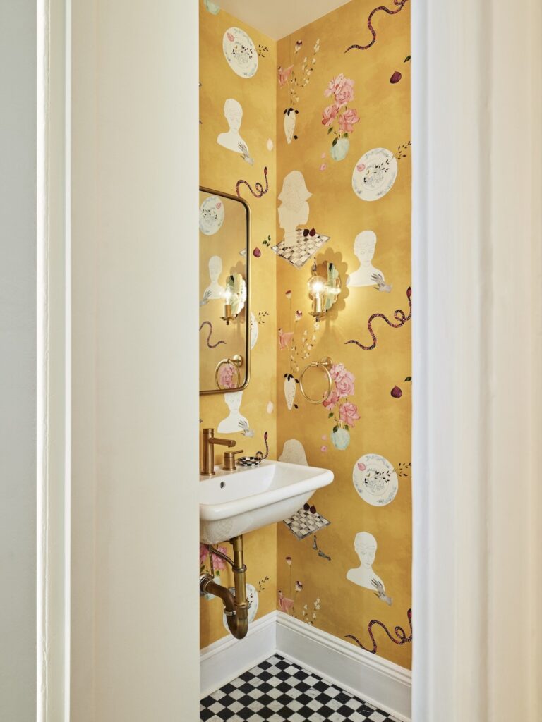 7 Creative Style Small Space Ideas: Maximizing Style - shabbyfufu.com