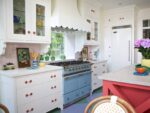 Bright English Beach Cottage Style In California - Home Tour ...