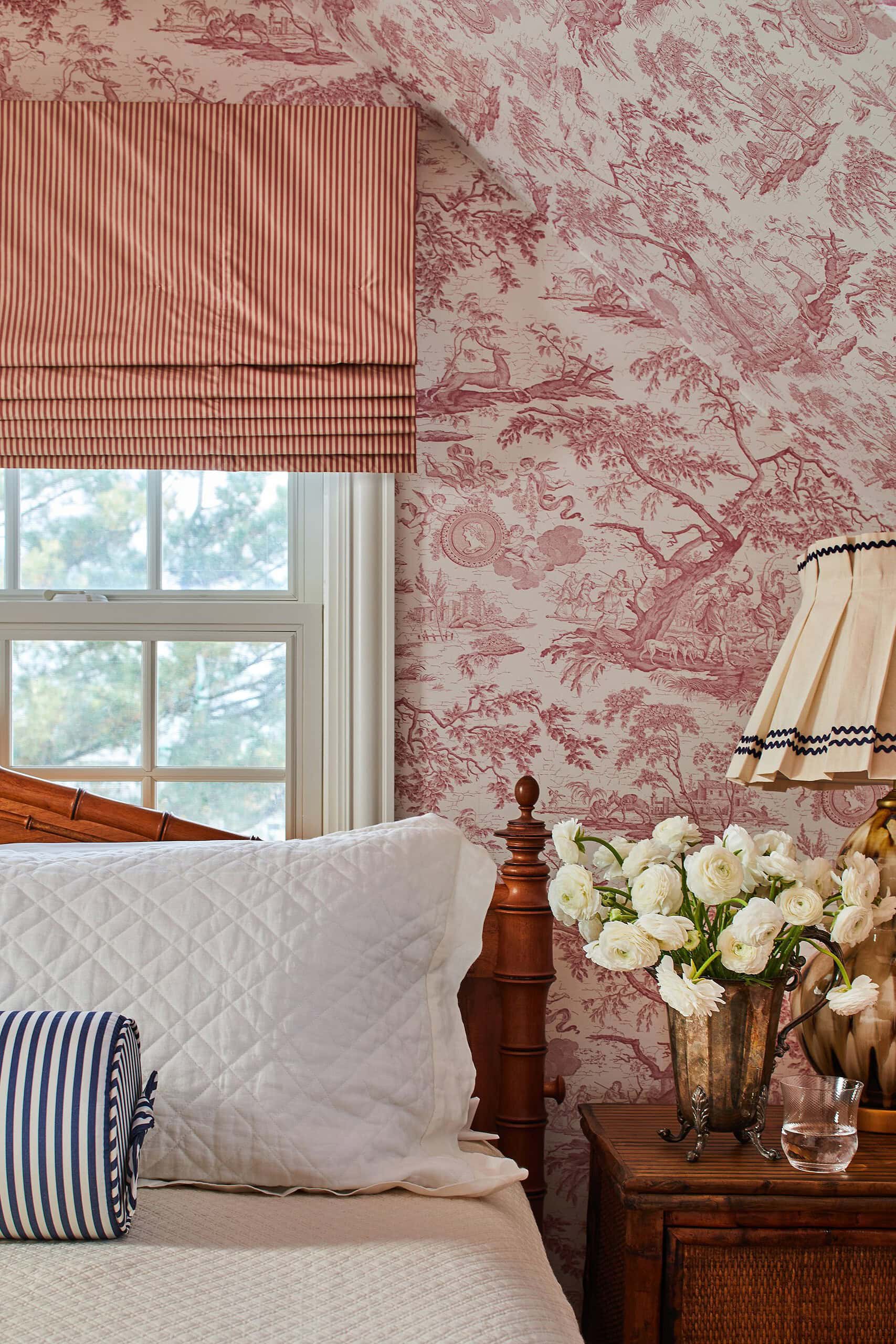 Discover Pattern Mixing In Bedrooms That Master the Art! - shabbyfufu.com