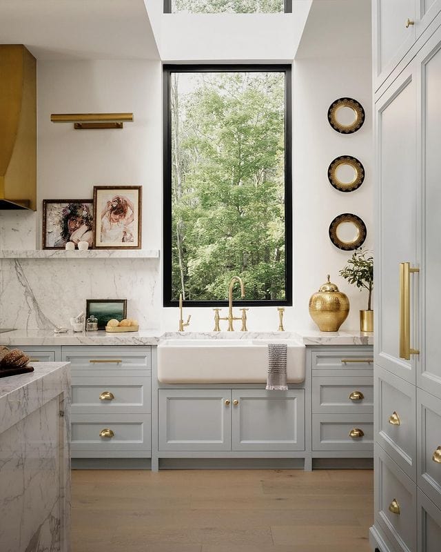 Neutral Walls Bright Color Cabinets 40+ Sage Green Kitchen Cabinets