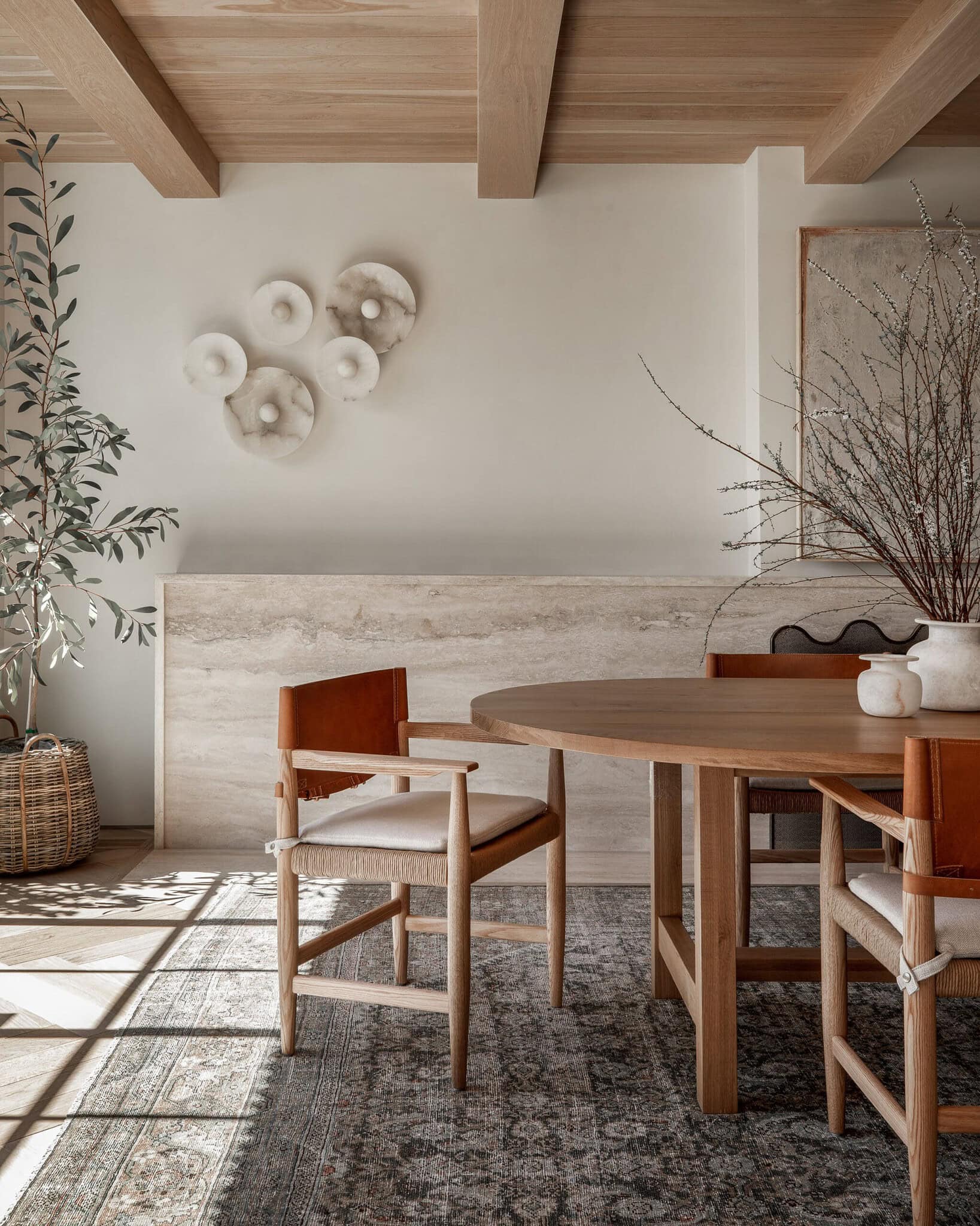 Designer Spotlight: Amber Lewis California Inspired Luxury Aesthetic ...
