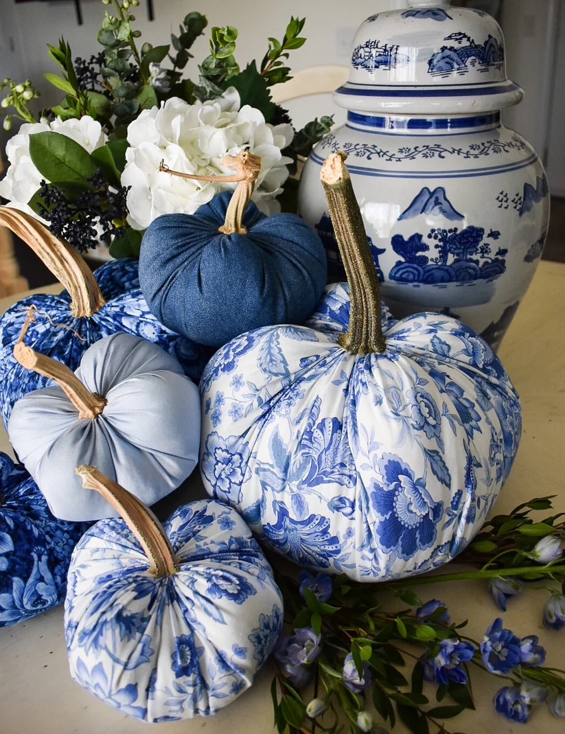 Chic Ideas to Incorporate Blue Pumpkins into Your Fall Decor ...