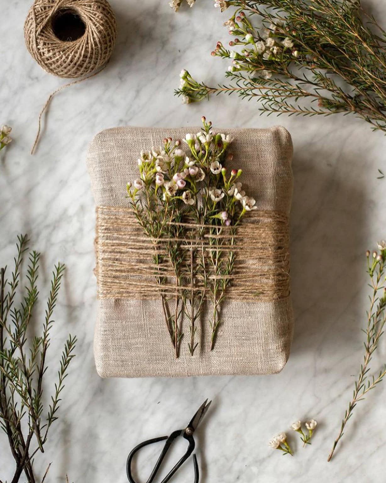 Wrap It in Style: Exploring the Gift Wrapping Aesthetic Trend ...