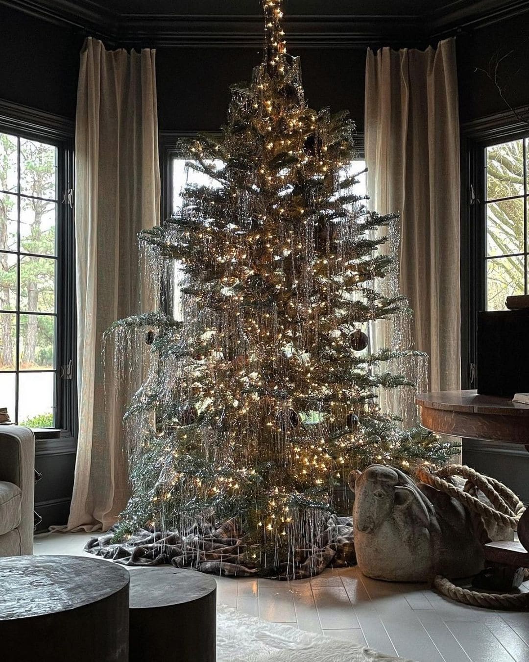 Nostalgic Holiday Decor: Creating Your Dream Vintage Christmas Tree ...