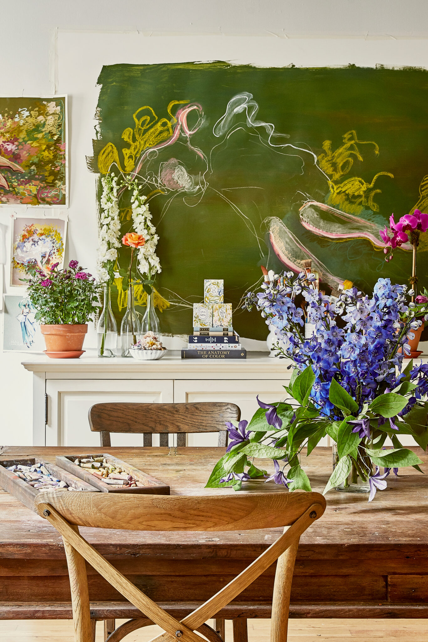 The Art of Decorating: How Statement Pieces Transform Your Home ...