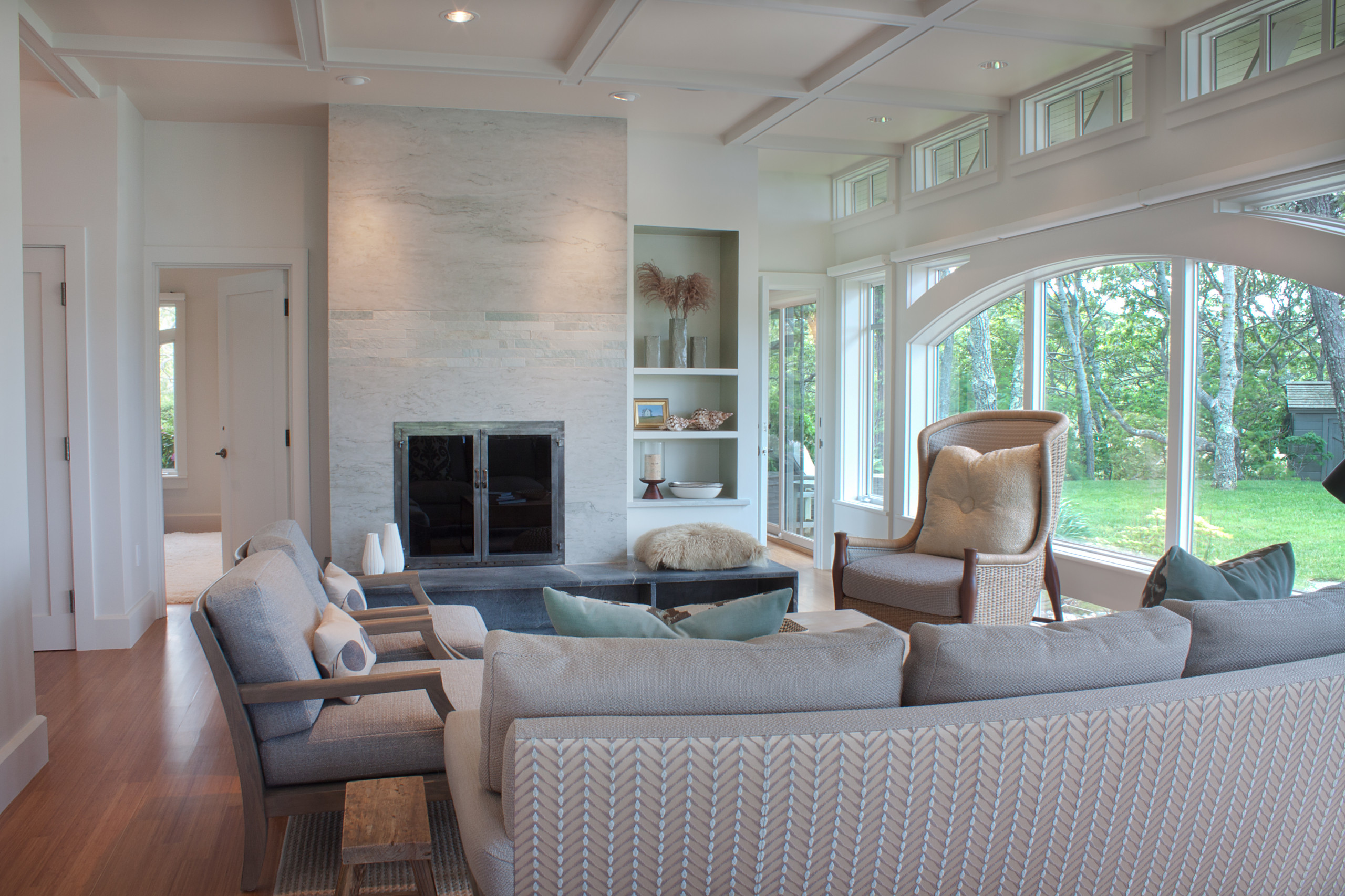 Cape Cottage Home Tour: Coastal Style Home Decor Inspiration